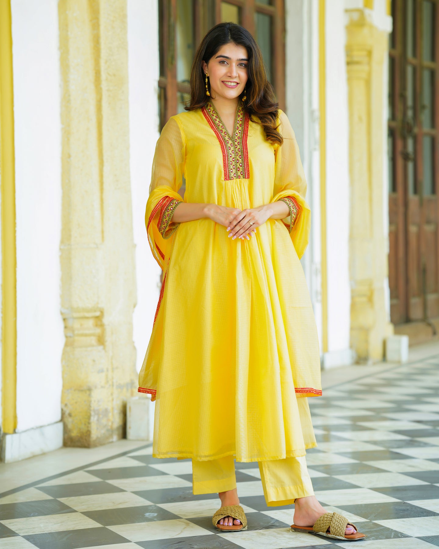 Pastel Yellow Suit Set – Ambraee