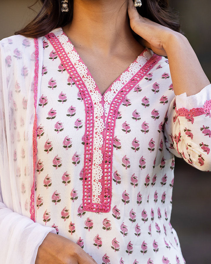 Muskan Muslin Suit Set | Ambraee