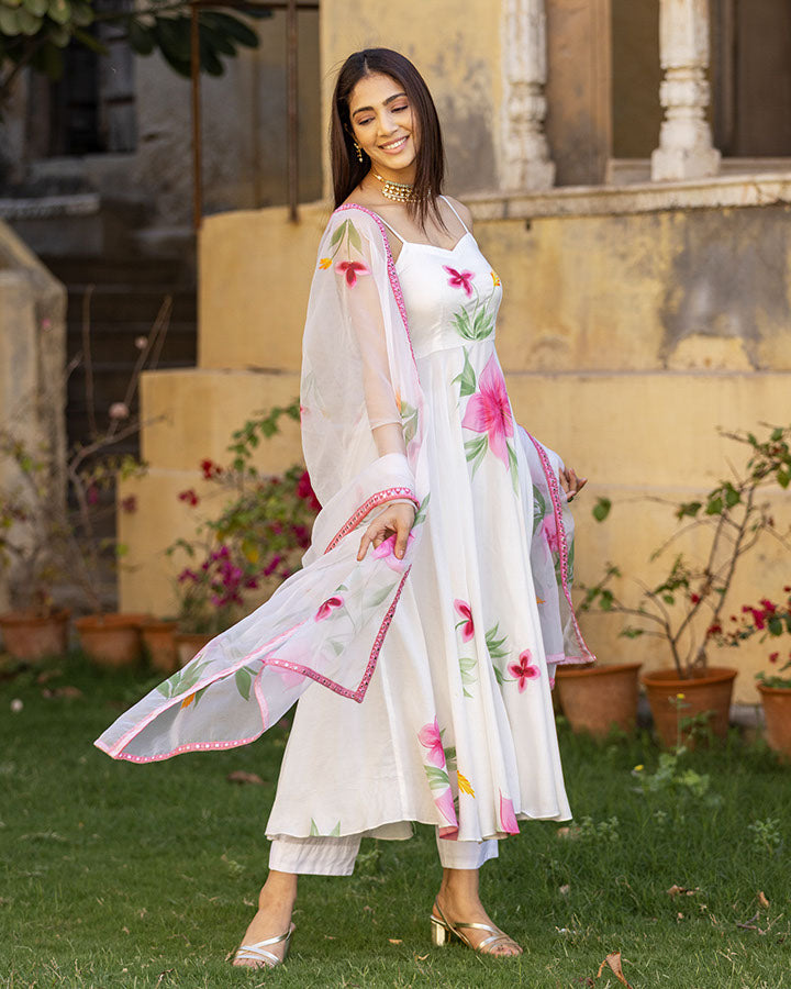 Nirvi Handpainted Suit Set | Ambraee